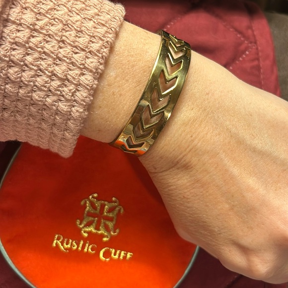 Rustic Cuff | Jewelry | Rustic Cuff Gold Band Bracelet With Dust Bag ...